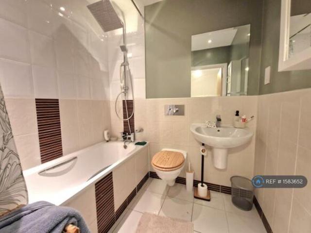 2 bedroom flat for rent in Auction House Courtyard, Luton, LU1