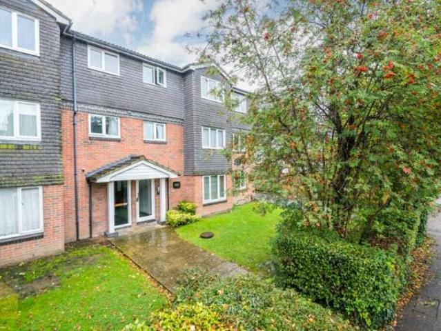 2 bedroom flat for rent in Auckland Road, London, SE19
