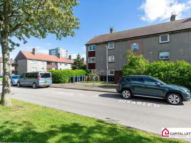 2 bedroom flat for rent in Auldearn Road, Kincorth, Aberdeen.