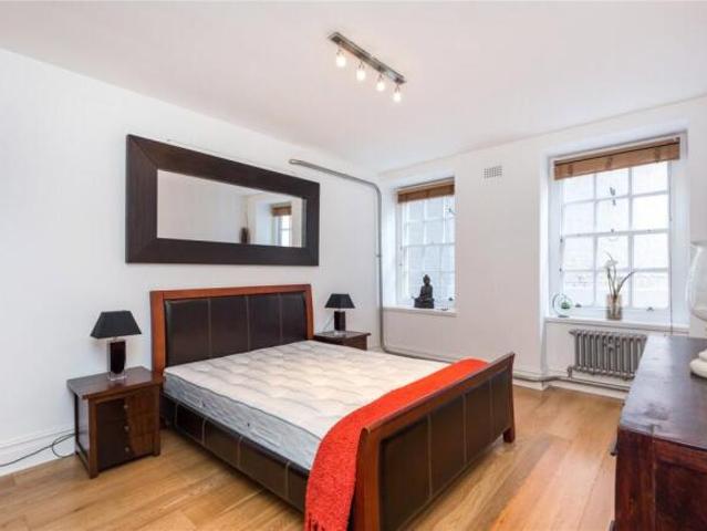2 bedroom flat for rent in Avenue Lodge, St John's Wood, NW8