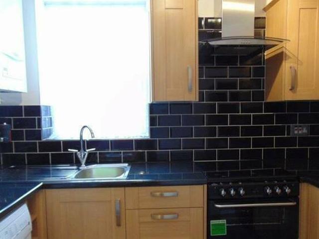 2 bedroom flat for rent in Avenue Road SO14