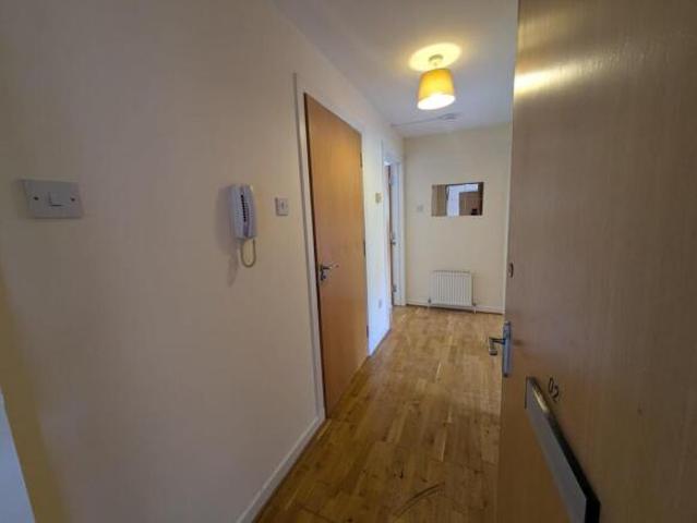 2 bedroom flat for rent in Avenuepark Street, North Kelvinside, G20