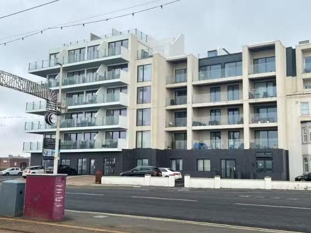 2 bedroom flat for rent in B17 Coastal Point, FY4