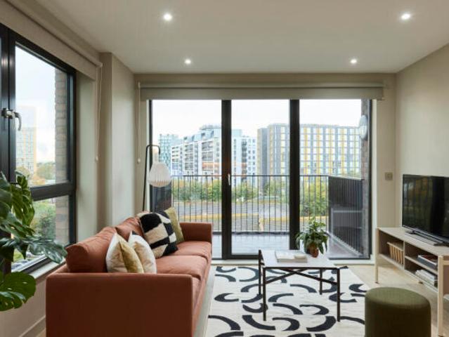 2 bedroom flat for rent in B410 Anchor House, Conington Road, London, SE13