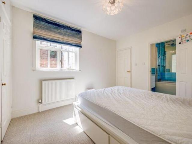 2 bedroom flat for rent in Banbury Road, Oxford, OX2