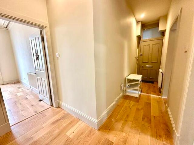 2 bedroom flat for rent in Bank Street, Hillhead, Glasgow, G12