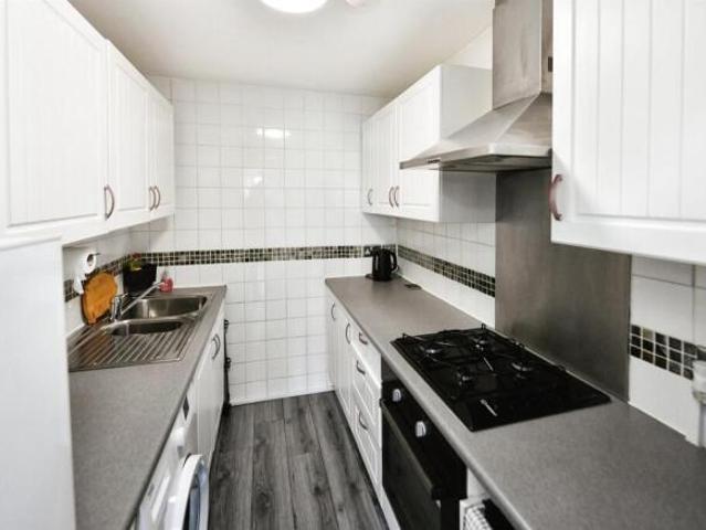 2 bedroom flat for rent in Bannatyne Avenue, Dennistoun, Glasgow, G31