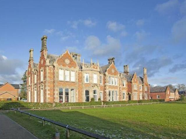 2 Bedroom Flat For Rent In Backford