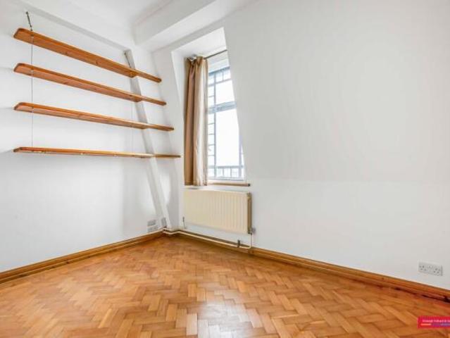 2 bedroom flat for rent in Baker Street, Marylebone, London, NW1