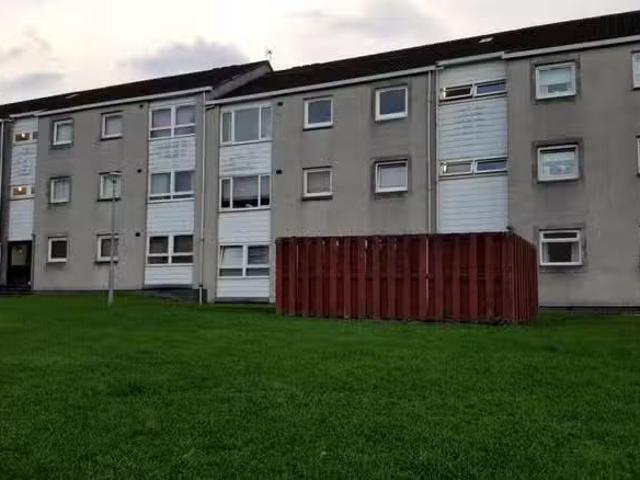 2 bedroom flat for rent in Balmartin Road, Summerston, G23