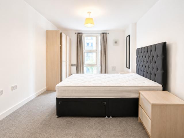 2 bedroom flat for rent in Barton Place, 3 Hornbeam Way, Green Quarter, Manchester, M4 4AU, M4