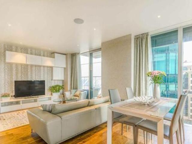 2 Bedroom Flat For Rent In Barbican, London