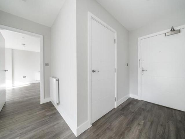 2 bedroom flat for rent in Barley Close Greenhithe DA9