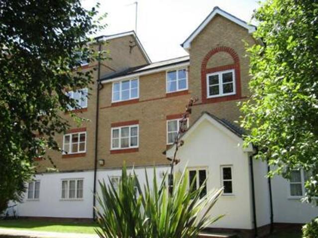2 Bedroom Flat For Rent In Barnet, Hertfordshire