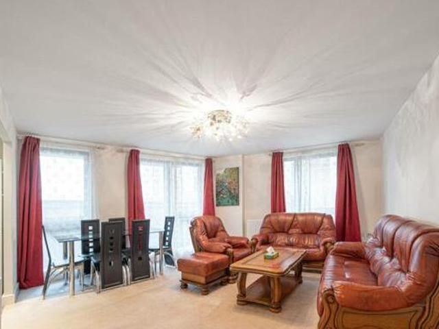 2 Bedroom Flat For Rent In Barnet, London