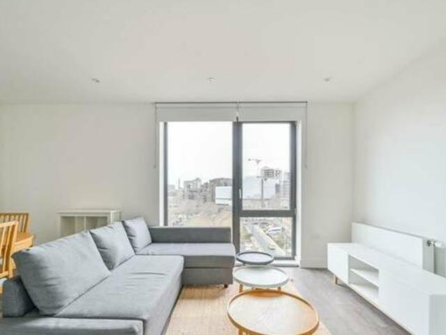 2 bedroom flat for rent in Barrell Makers House Canary Wharf London E14