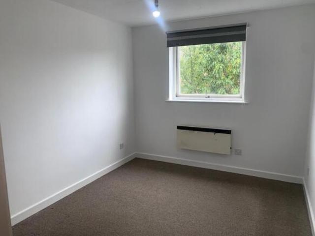 2 bedroom flat for rent in Barrique Road, Dunkirk, Nottingham, NG7