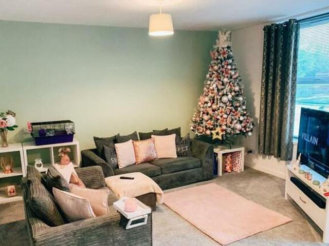 2 Bedroom Flat For Rent In Barry