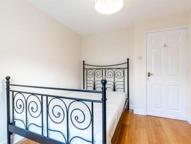 2 bedroom flat for rent in Basevi Way, Deptford SE8