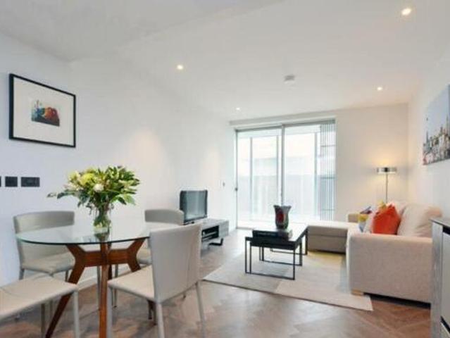 2 Bedroom Flat For Rent In Battersea, London