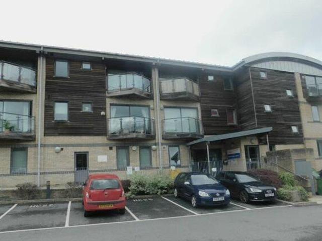 2 Bedroom Flat For Rent In Battle