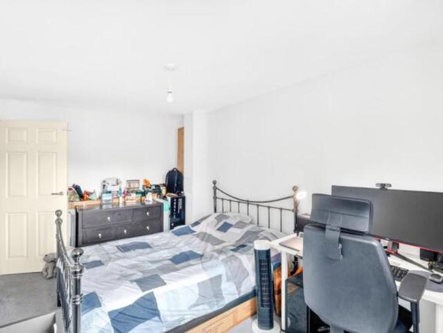 2 bedroom flat for rent in Batwa House, Varcoe Road, SE16