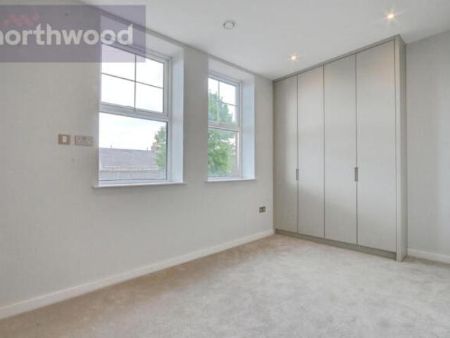 2 bedroom flat for rent in Bay Horse, Main Street, YO10