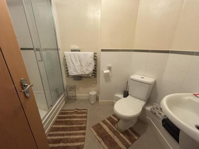 2 bedroom flat for rent in Bay View Gardens 14b, West Cliff Road, BH2