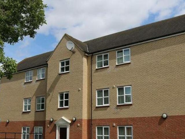 2 Bedroom Flat For Rent In Bentley House, Abbeygate Court