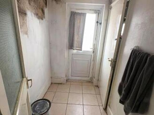 2 bedroom flat for rent in Bendish Road, East Ham, Newham, London, E6