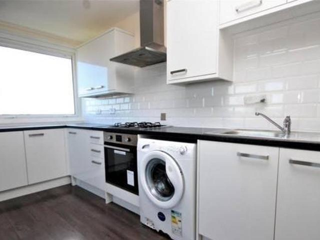 2 bedroom flat for rent in Beaver Tower Mansell Close LeighOnSea SS9