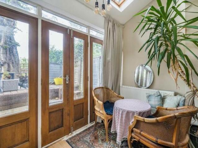 2 bedroom flat for rent in Becondale Road, LONDON, SE19