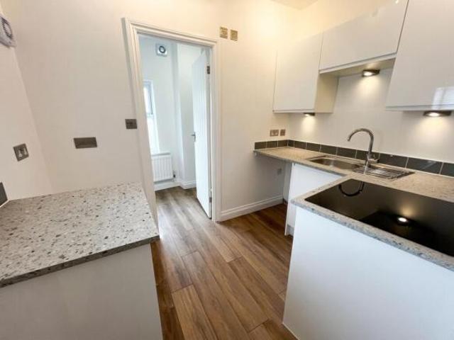 2 bedroom flat for rent in Bedminster, St Johns Lane, BS3