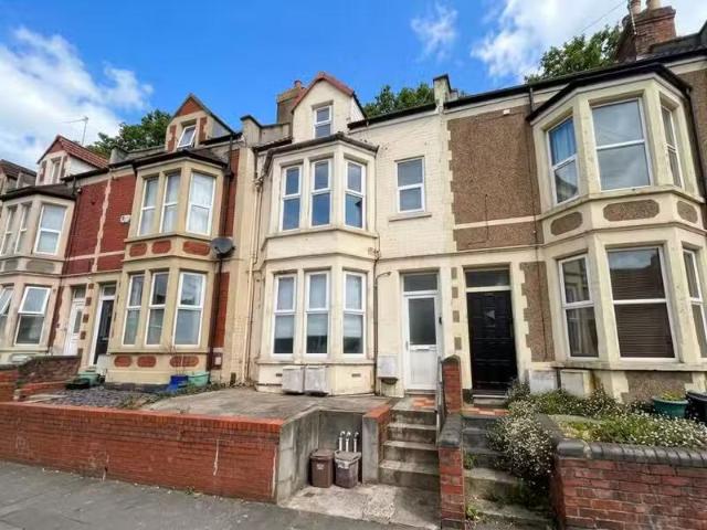 2 bedroom flat for rent in Bedminster, St Johns Lane, BS3