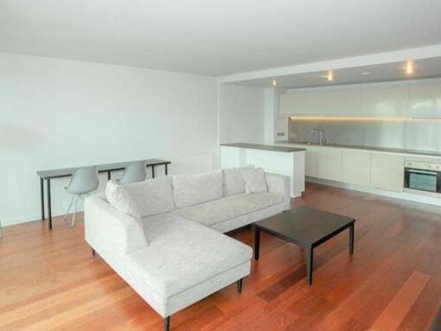 2 Bedroom Flat For Rent In Beetham Tower