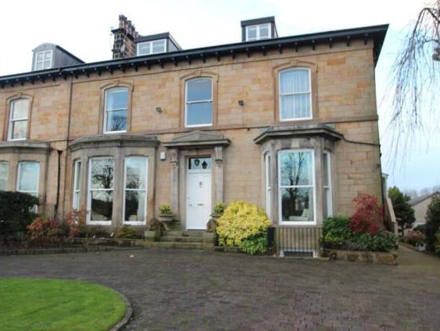 2 bedroom flat for rent in Beech Grove, Harrogate, North Yorkshire, UK, HG2