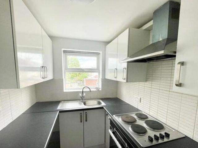 2 Bedroom Flat For Rent In Beeston