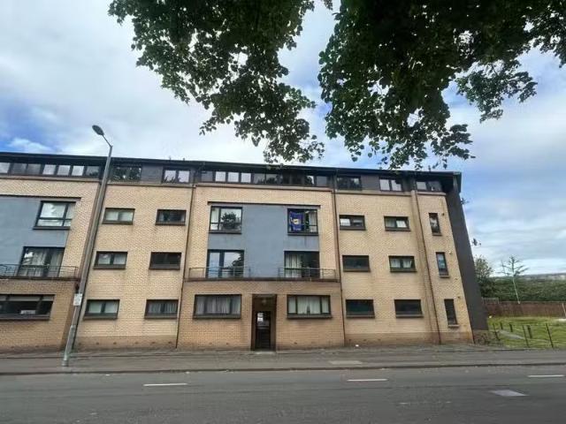 2 bedroom flat for rent in Beith Street, Partick, G11