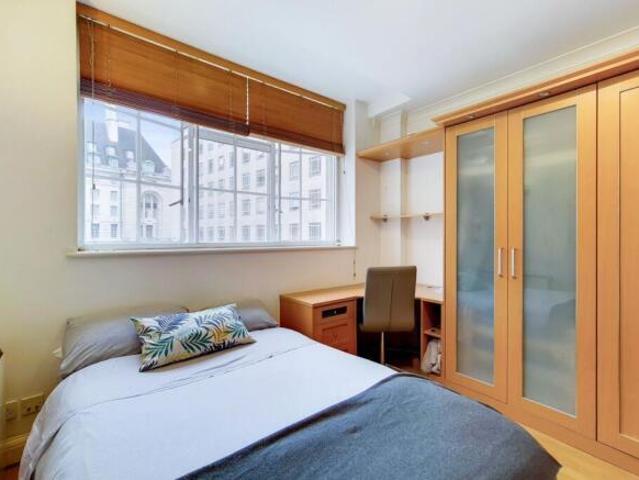 2 bedroom flat for rent in Belvedere Road, Waterloo, London, SE1