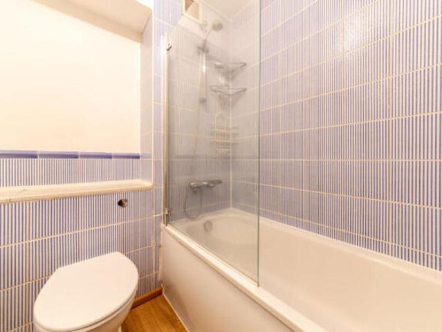 2 bedroom flat for rent in Belvedere Road, Waterloo, SE1