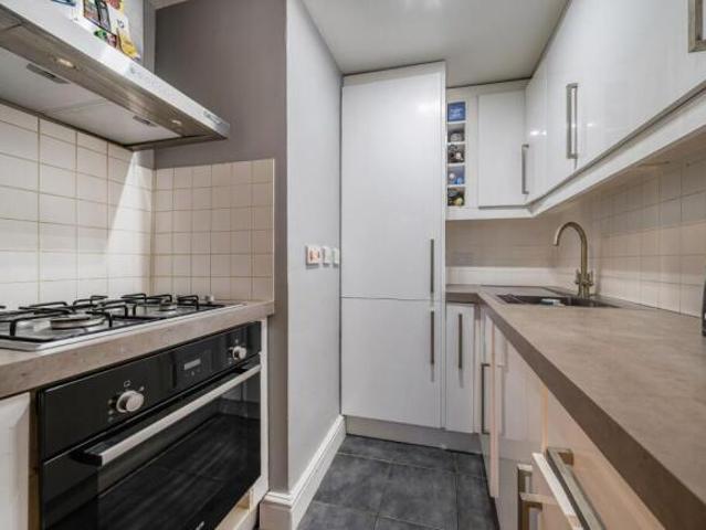 2 bedroom flat for rent in Belgrave Gardens, St John's Wood, London, NW8