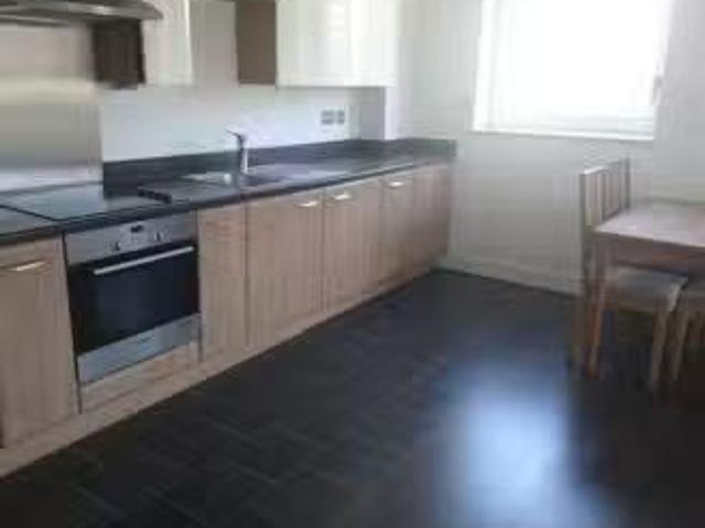 2 bedroom flat for rent in Bell Barn Road, Birmingham, B15