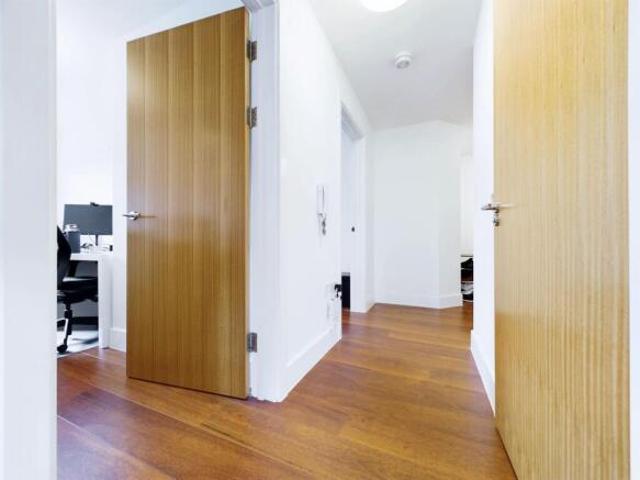 2 bedroom flat for rent in Bell Barn Road, Birmingham, B15