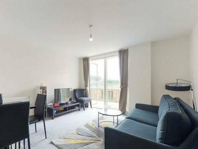 2 bedroom flat for rent in Bellow House Harrow On The Hill HA1