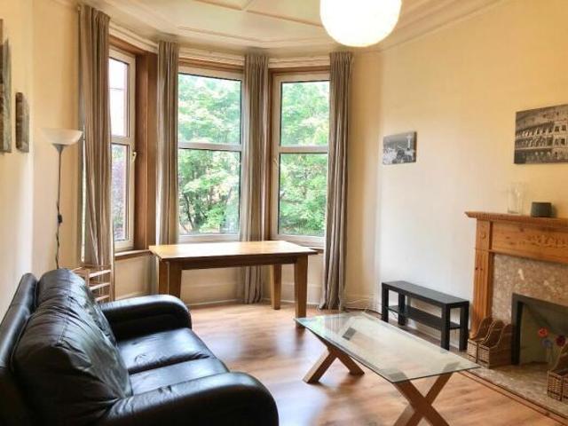 2 bedroom flat for rent in Bellwood Street, Glasgow, G41
