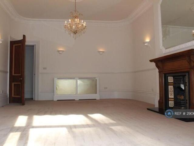 2 bedroom flat for rent in Belsize Park, London, NW3