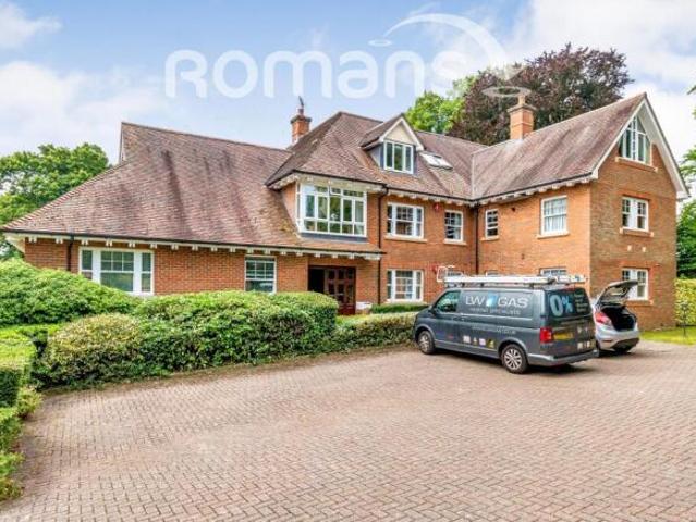 2 bedroom flat for rent in Bereweeke Road, Winchester, SO22