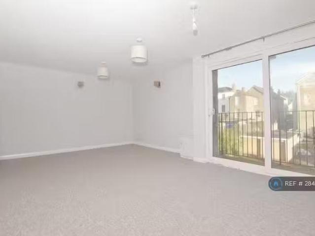 2 bedroom flat for rent in Berkeley Court, Bristol, BS7