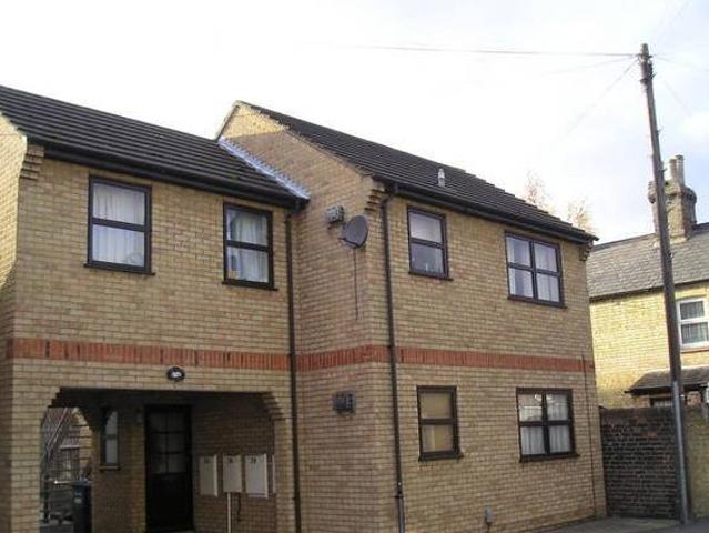 2 bedroom flat for rent in Berkley Street Eynesbury PE19
