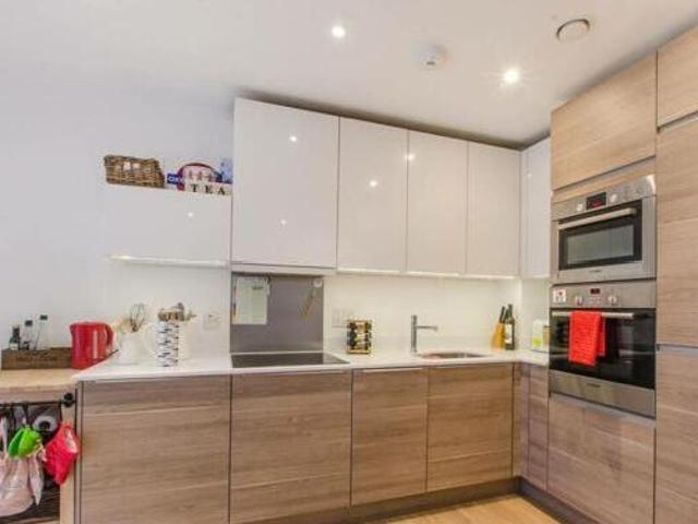 2 Bedroom Flat For Rent In Bermondsey, London